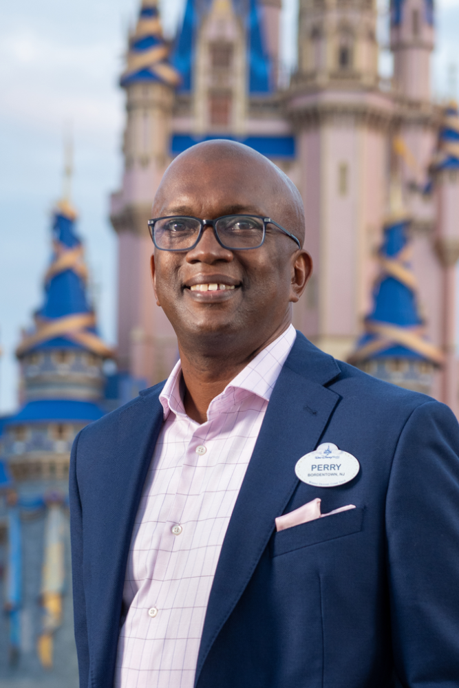 Leadership is for Everyone: Guiding your team with Examples, Stories ...